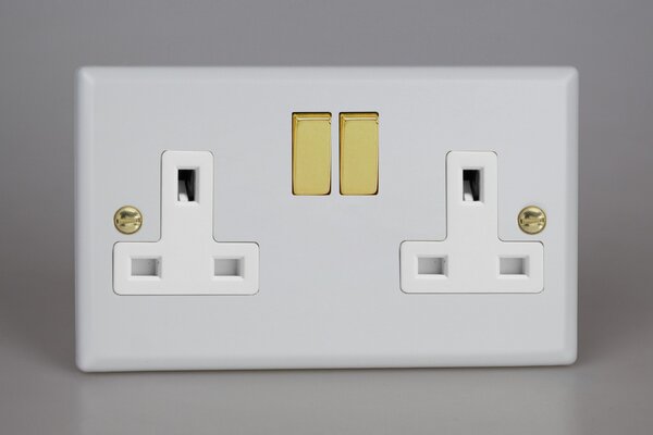 2-Gang 13A Double Pole Switched Socket | FAVI.cz