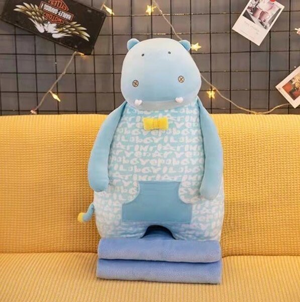 Plyšový HROŠÍK HIPPO s dětskou dekou uvnitř modrý | FAVI.cz